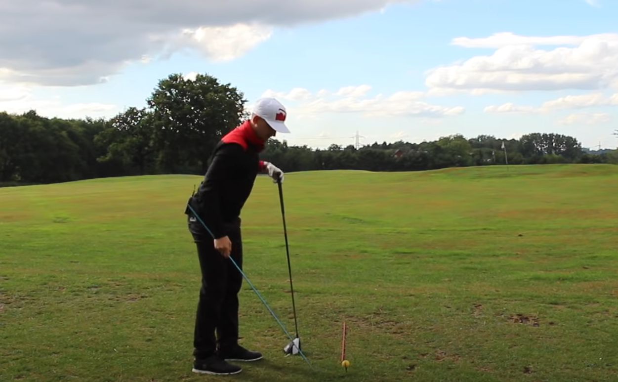 Fade vs. Draw in Golf: What’s the Difference? - GolfProfy