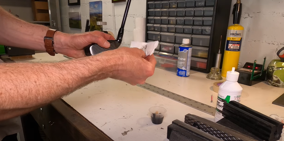 How to Cut a Graphite Golf Shaft? - GolfProfy